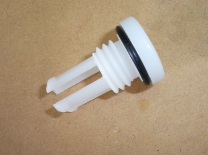 HW3 Carver/Henry Water Cylinder Drain Plug - Quality Caravans and Spare ...