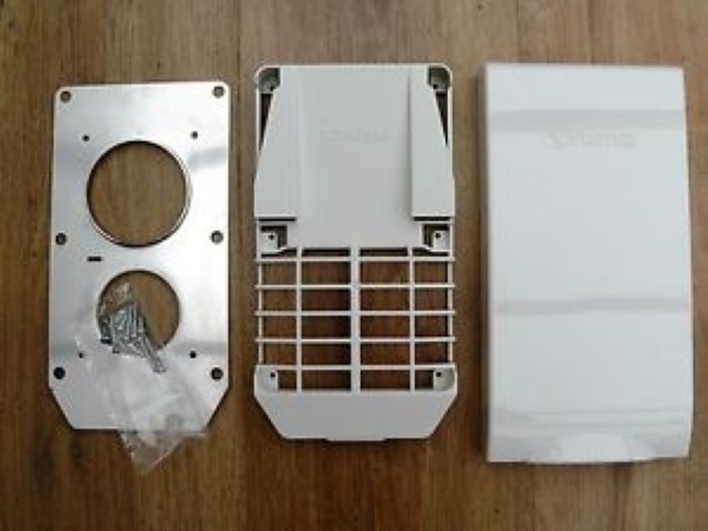 LC30 ... Truma Ultrastore Water Heater Flue Grill and Cover Kit ...