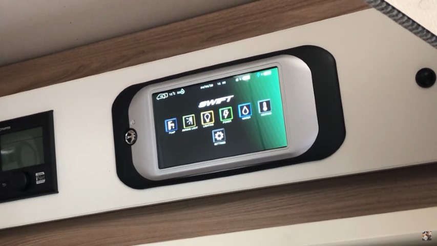 PCB15 Control Panel SWIFT - Sargent Habitation Systems TOUCHSCREEN ...