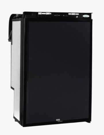 Challenger 90L (0786) 12V WHEEL ARCH .....Fridge/Freezer..... 520W x ...
