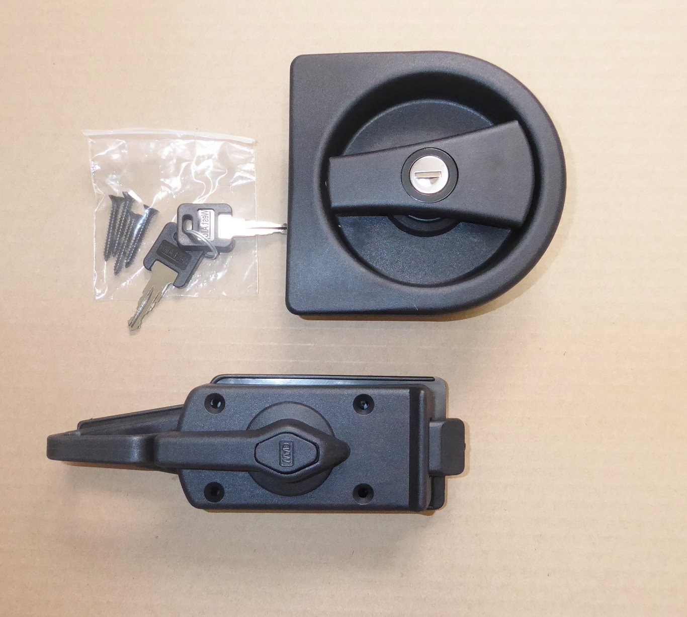DL2 Right Caraloc 2000 Door Lock Complete - Affordable Caravans