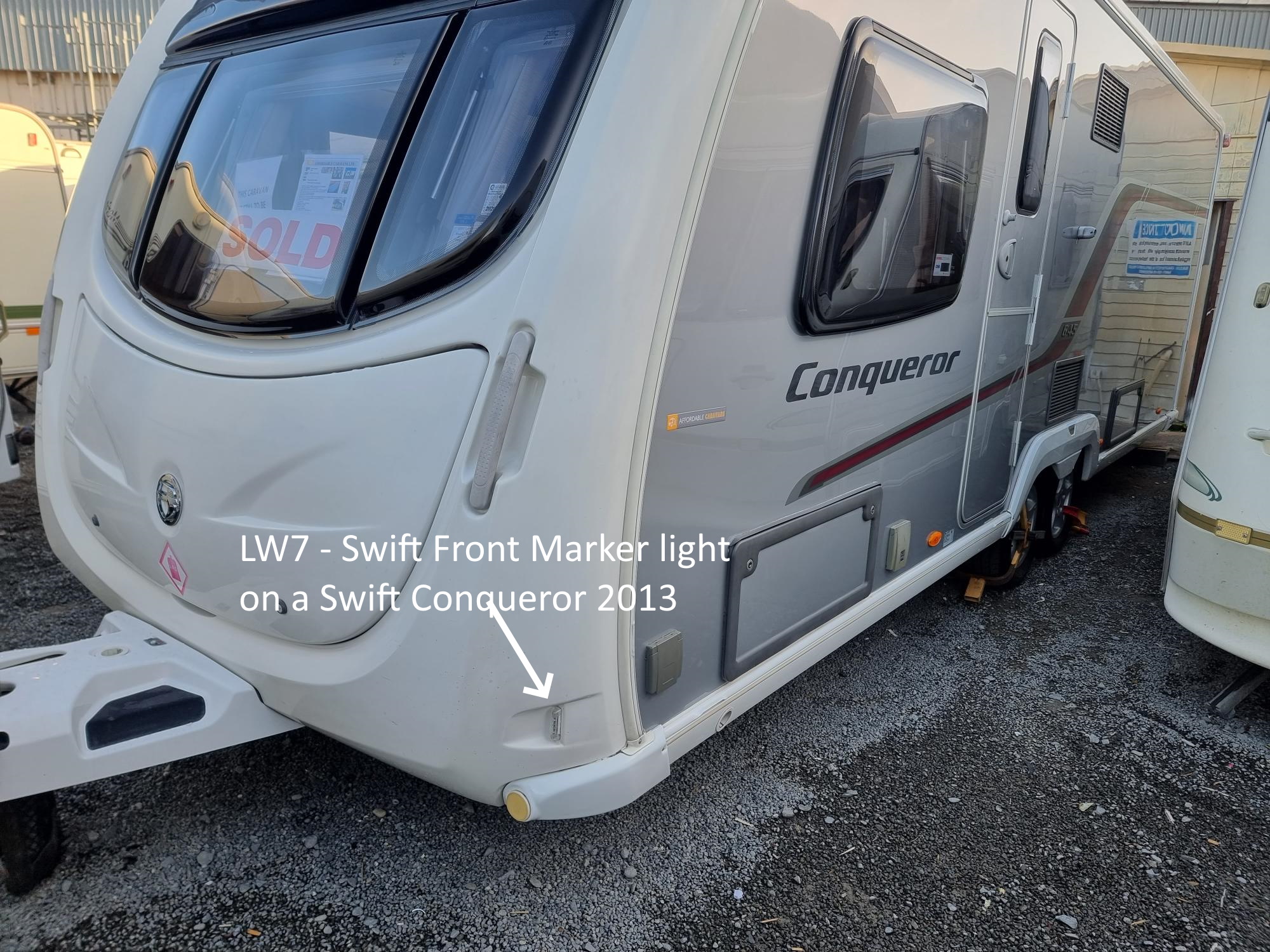 LW7 SWIFT Front Marker Light .......... 65mm x 16mm - Affordable Caravans