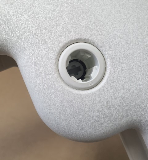 LSD3 FW Thetford Service Door 3 FW Lock - Affordable Caravans