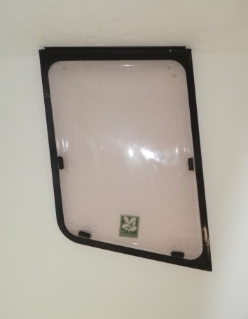 WFO575 ... Window Front Offside UK Caravan 575mm x 835mm - Affordable ...