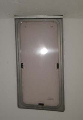 WFOC425 ... Window (COMPASS) 1998 Front Offside (425mm x 865mm ...