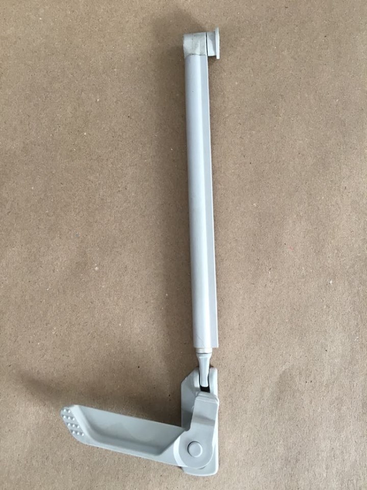 WAK270 mm Klick Klack R/H Window Arm - Affordable Caravans