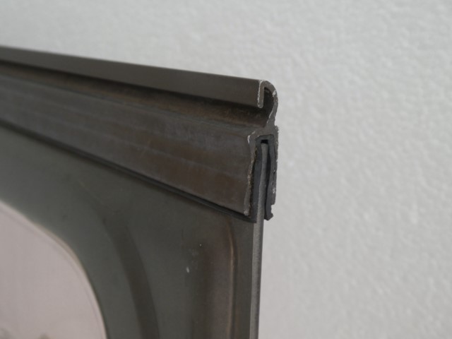 WKB645 ... Window (KITCHEN) (BAILEY) 1994 UK Caravan (645mm x 445mm ...