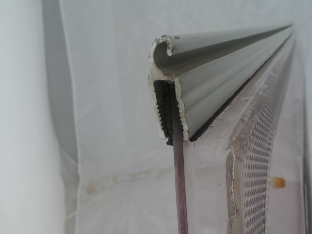 WS1385 ... Window (SIDE) Caravan (1385mm x 630mm) - Affordable Caravans