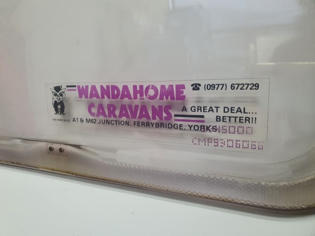 WSC747 ... Window (SIDE)(COMPASS 1993) 747mm x 573mm - Affordable Caravans